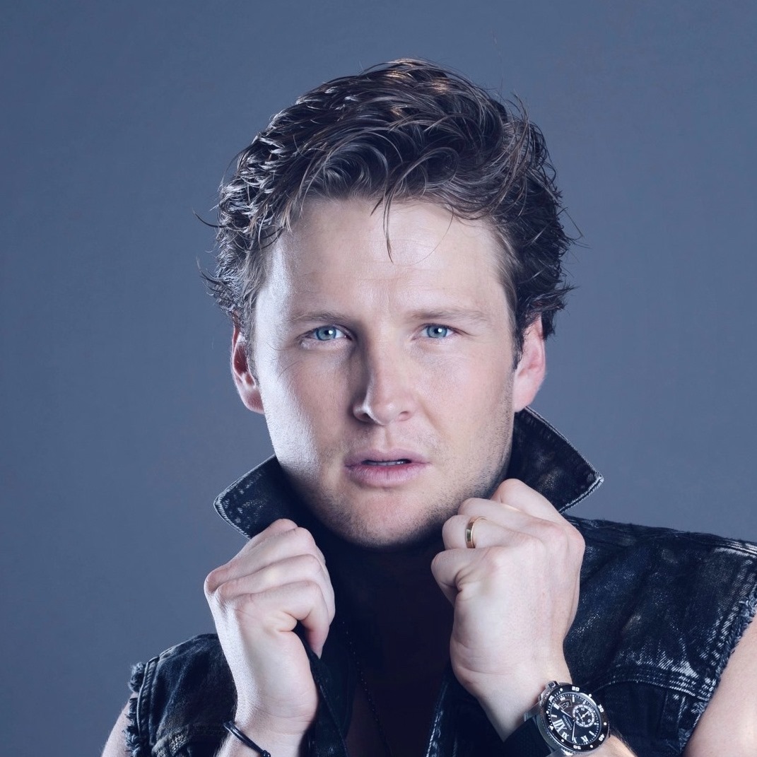 Alexander Acha - Agencia Artista TV